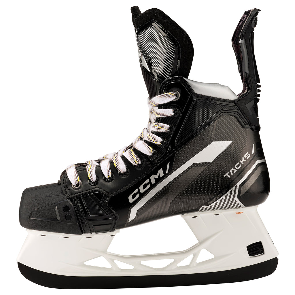 CCM TACKS VECTOR PLUS SENIOR PLAYER SKATE ( 2022 ) – Just Hockey Toronto